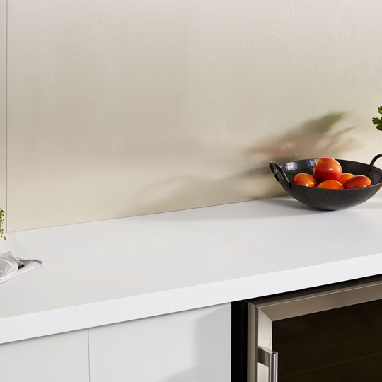 102 Arctic - Everform® Solid Surface