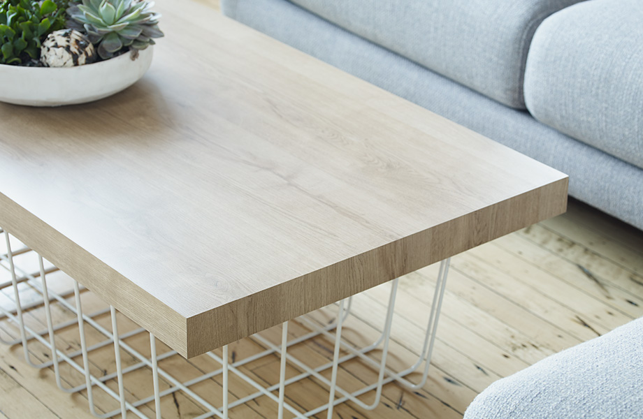 Oak Woodgrain Laminate in Healthcare Design | Formica Group