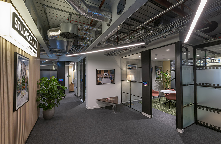Biophilic Office Design using Formica® Collection and FENIX® | Formica ...