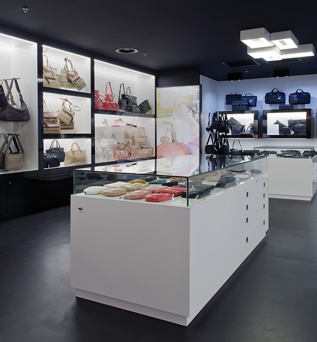 Solid coloured laminate sheets | Image Gallery | Formica ColorCore®