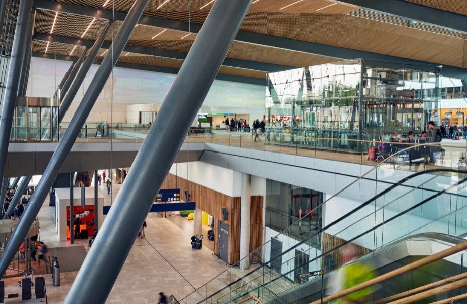 Laminate Solutions for Transport and Travel Hubs | Formica Group