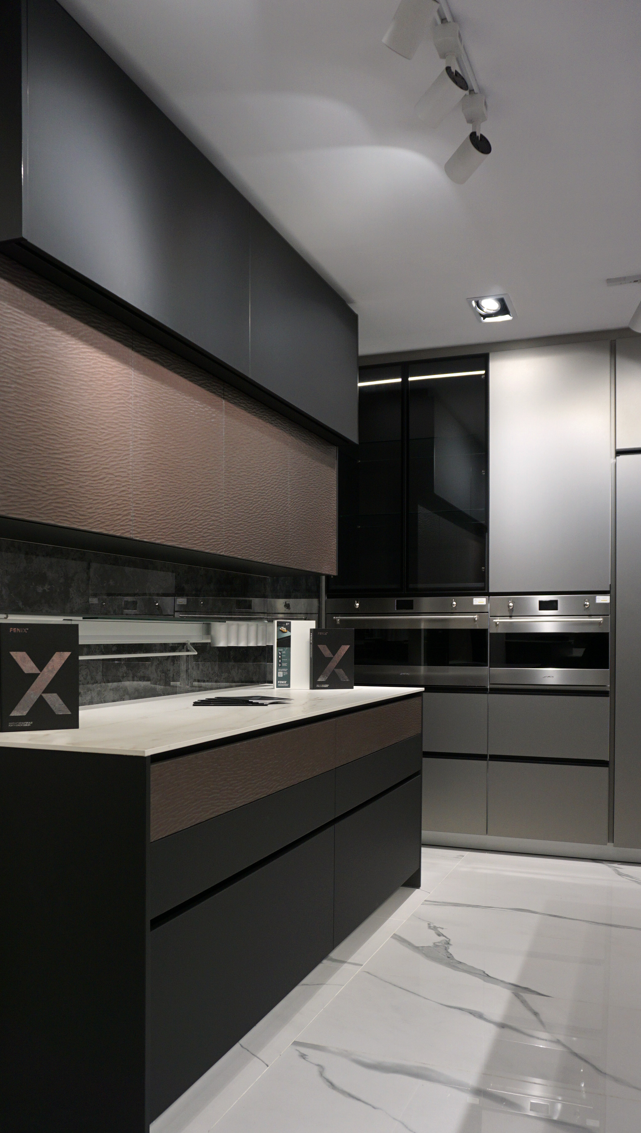 Discover FENIX at NOLFF