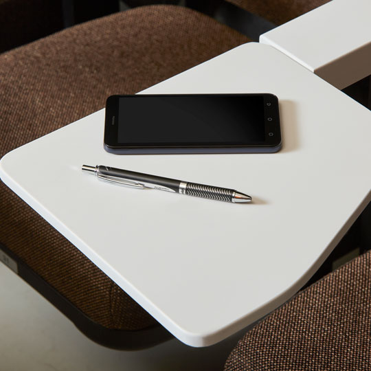 417 Gamma Gray - Everform® Solid Surface